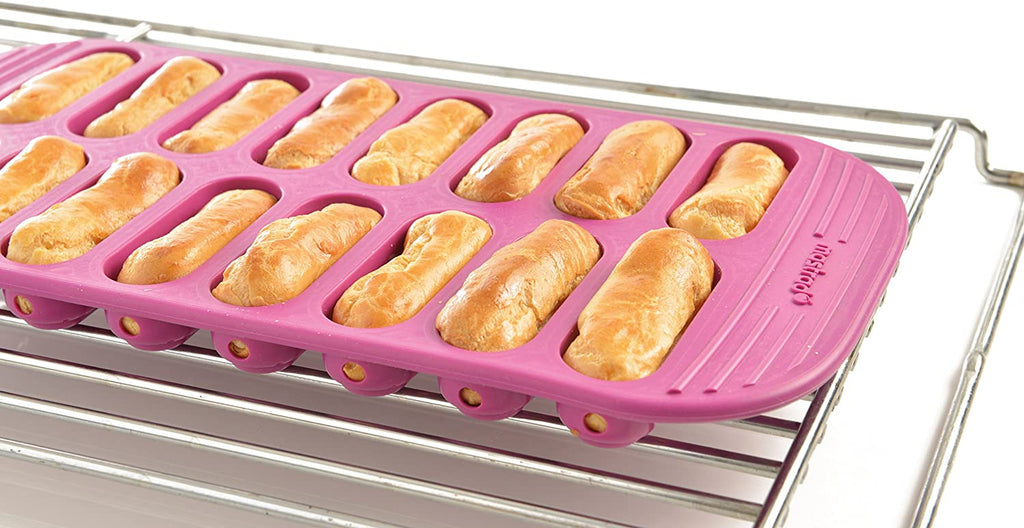 Mastrad Paris Mini Eclairs Kit - 16 Mini Eclair Mold, 1 Deco-Pocket wi ...